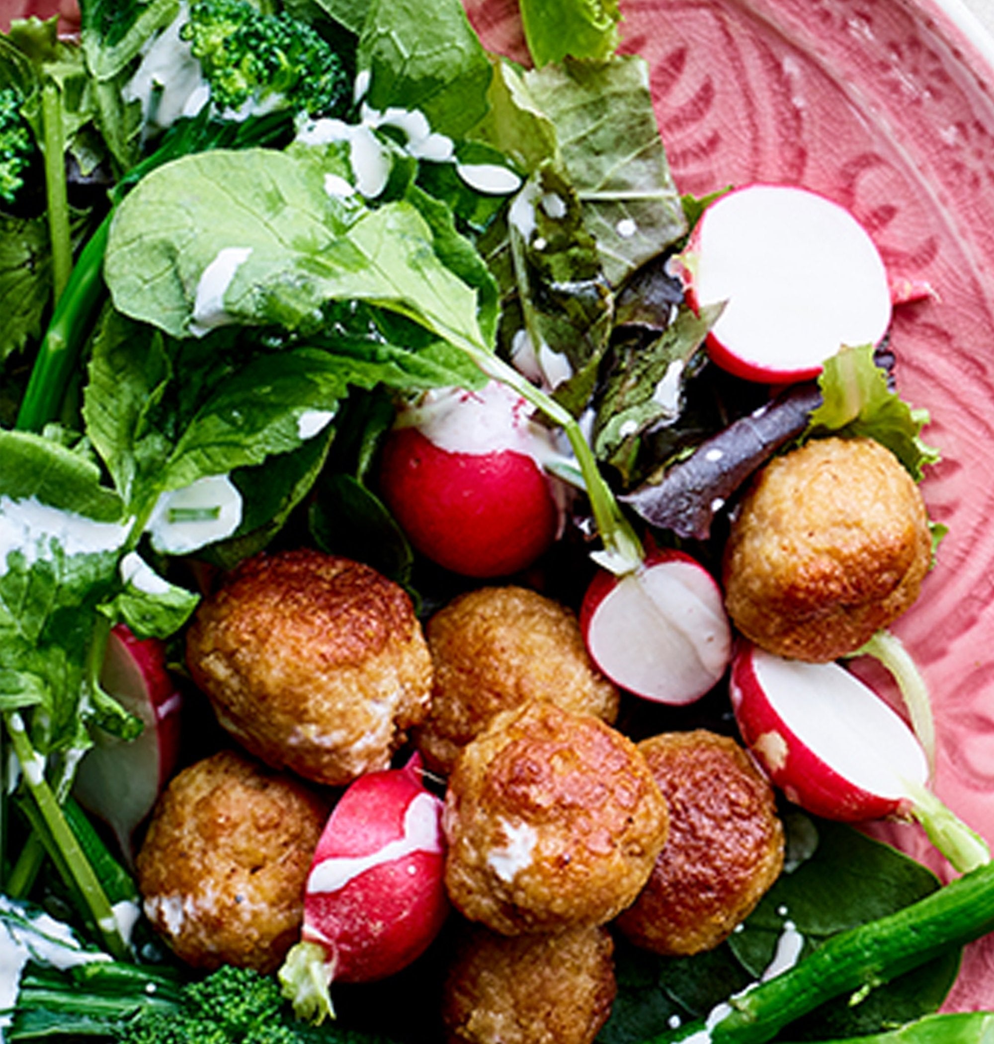 Chicken Meatball Salad with Yogurt Dressing | Healthy Ceramic Nonstick ...